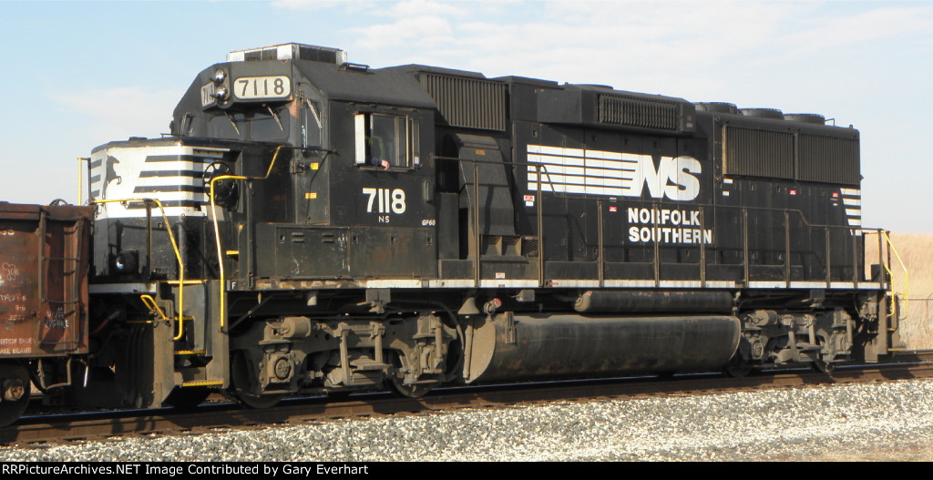 NS 7118
